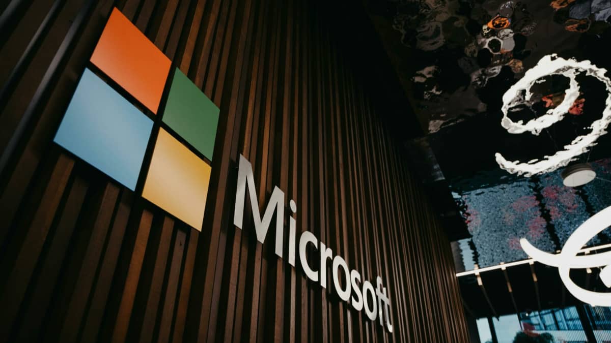 Microsoft atteint les 4 000 milliards de dollars en bourse